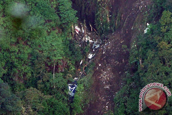 Russia sends 41 experts to investigate cause of Sukhoi crash - ANTARA News Russia sends 41 experts to investigate cause of Sukhoi crash - ANTARA News