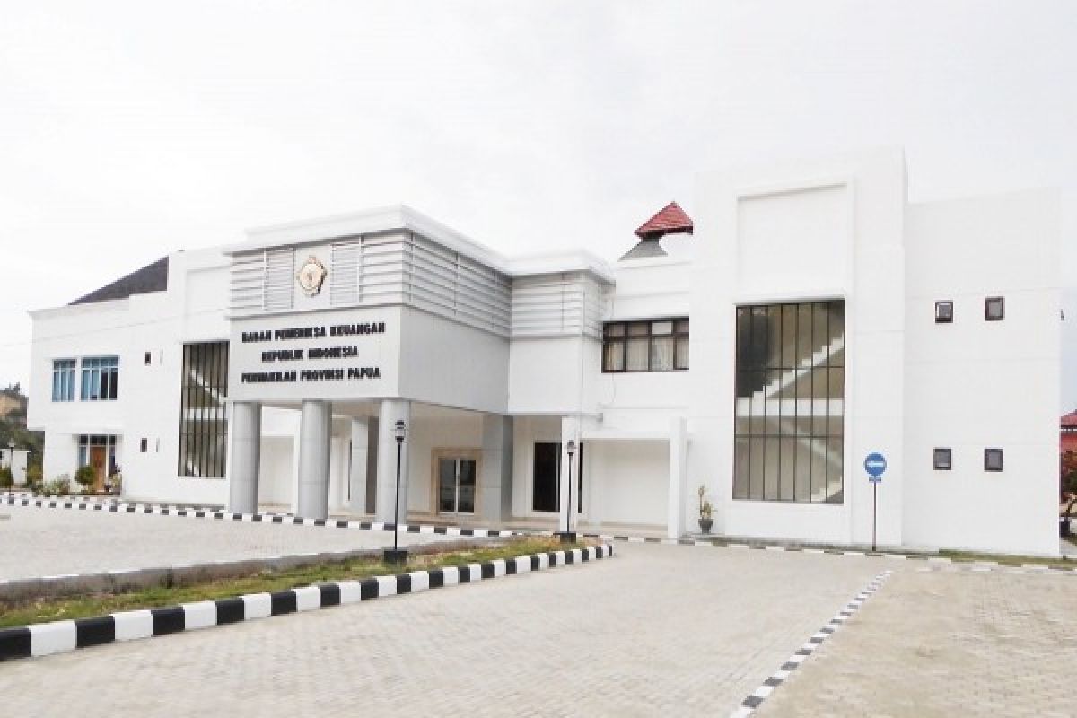 Kukuh Prionggo jabat Kepala BPK Perwakilan Papua - ANTARA News Papua