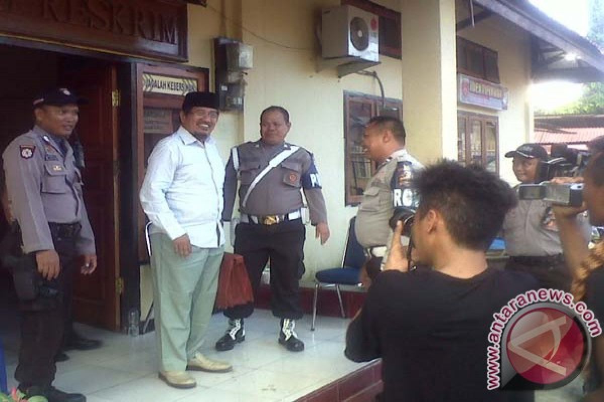 KPK Periksa 12 Pejabat Buton - ANTARA News Sulawesi Tenggara - ANTARA ... KPK Periksa 12 Pejabat Buton - ANTARA News Sulawesi Tenggara - ANTARA ...