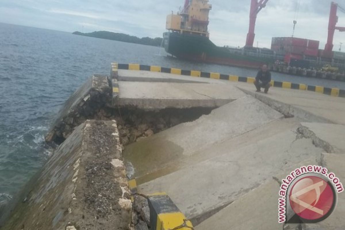 Kerusakan Pelabuhan Waingapu Tanggungjawab Pelindo - ANTARA News Kupang, Nusa Tenggara Timur ...