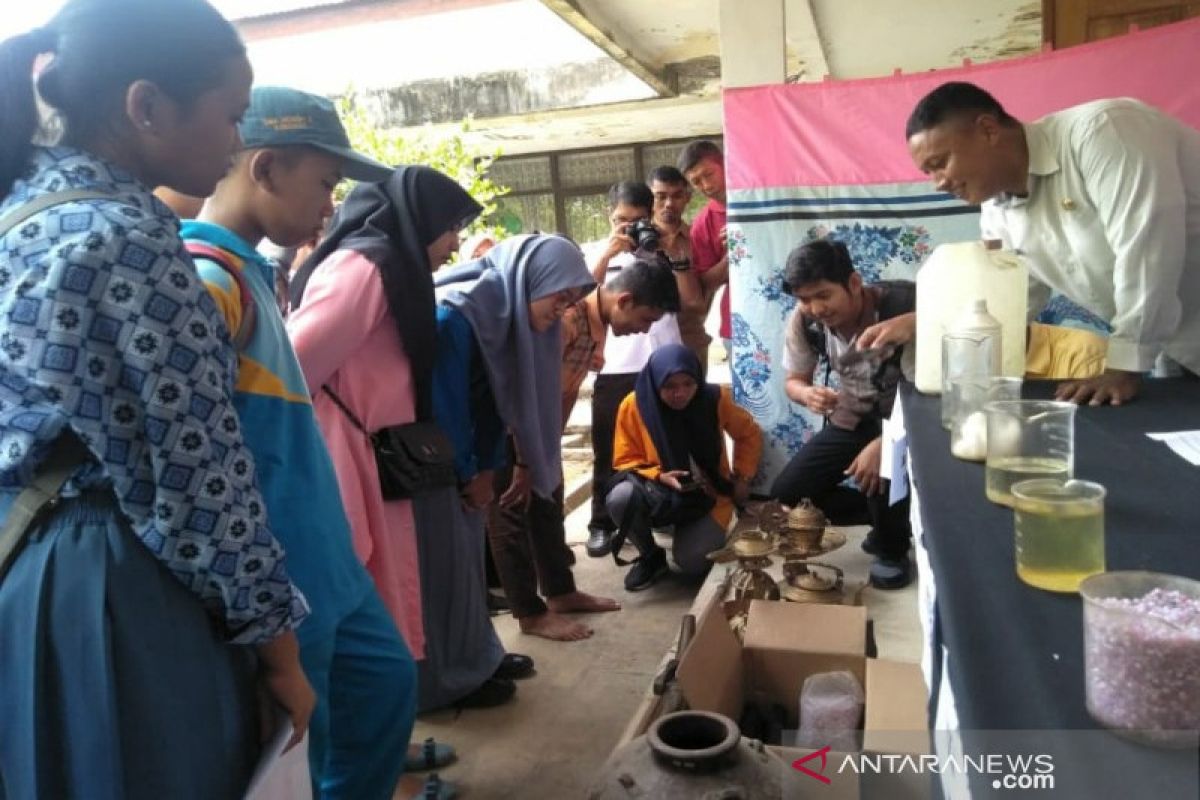Museum Taman Budaya Kota Kendari sosialisasikan koleksi budaya museum ...