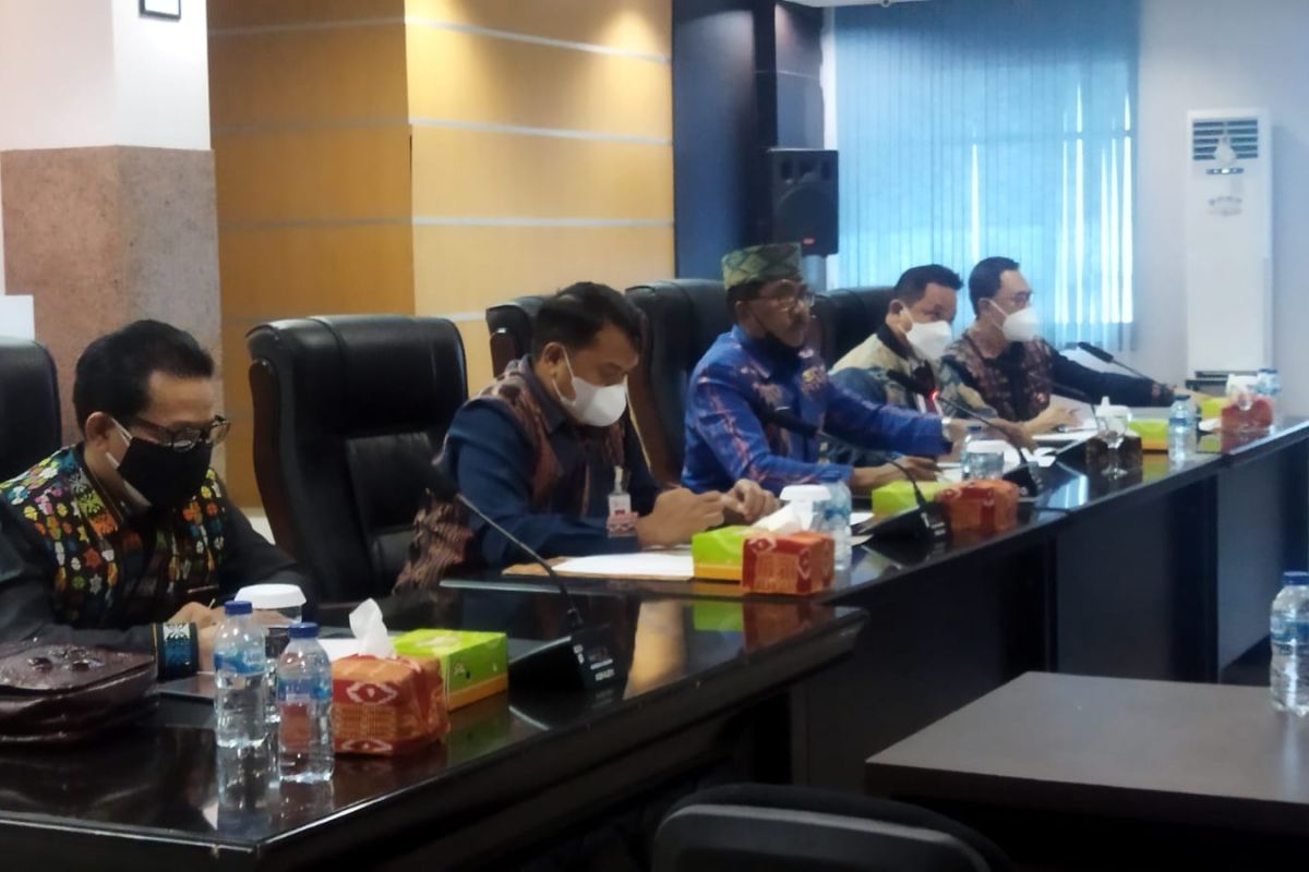 Pemerintah NTT bentuk tim percepatan akses keuangan daerah - ANTARA News Kupang, Nusa Tenggara ...