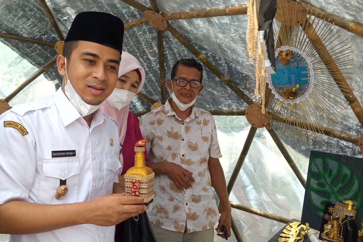 Pemkot lakukan revitalisasi Pasar Raya Solok dukung pemulihan ekonomi ...