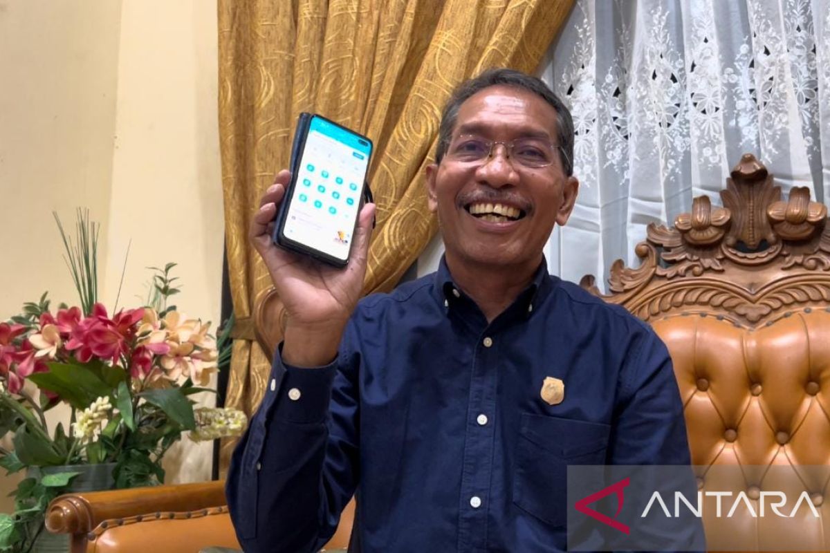 Layanan kelistrikan kian mudah dan cepat, ini kata pelanggan PLN tentang PLN Mobile - ANTARA Sumbar