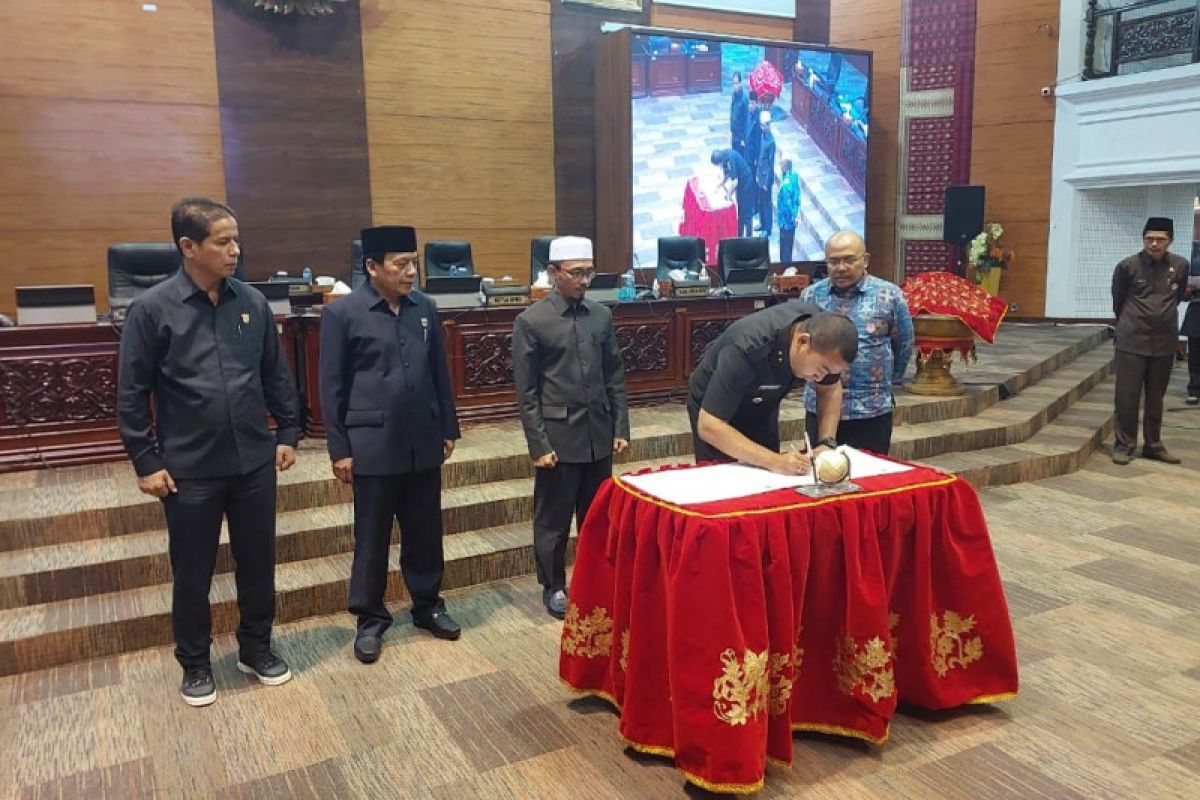 Pemprov-DPRD sepakati KUA PPAS APBD Sumbar 2023 sebesar Rp6,26 triliun - ANTARA Sumbar