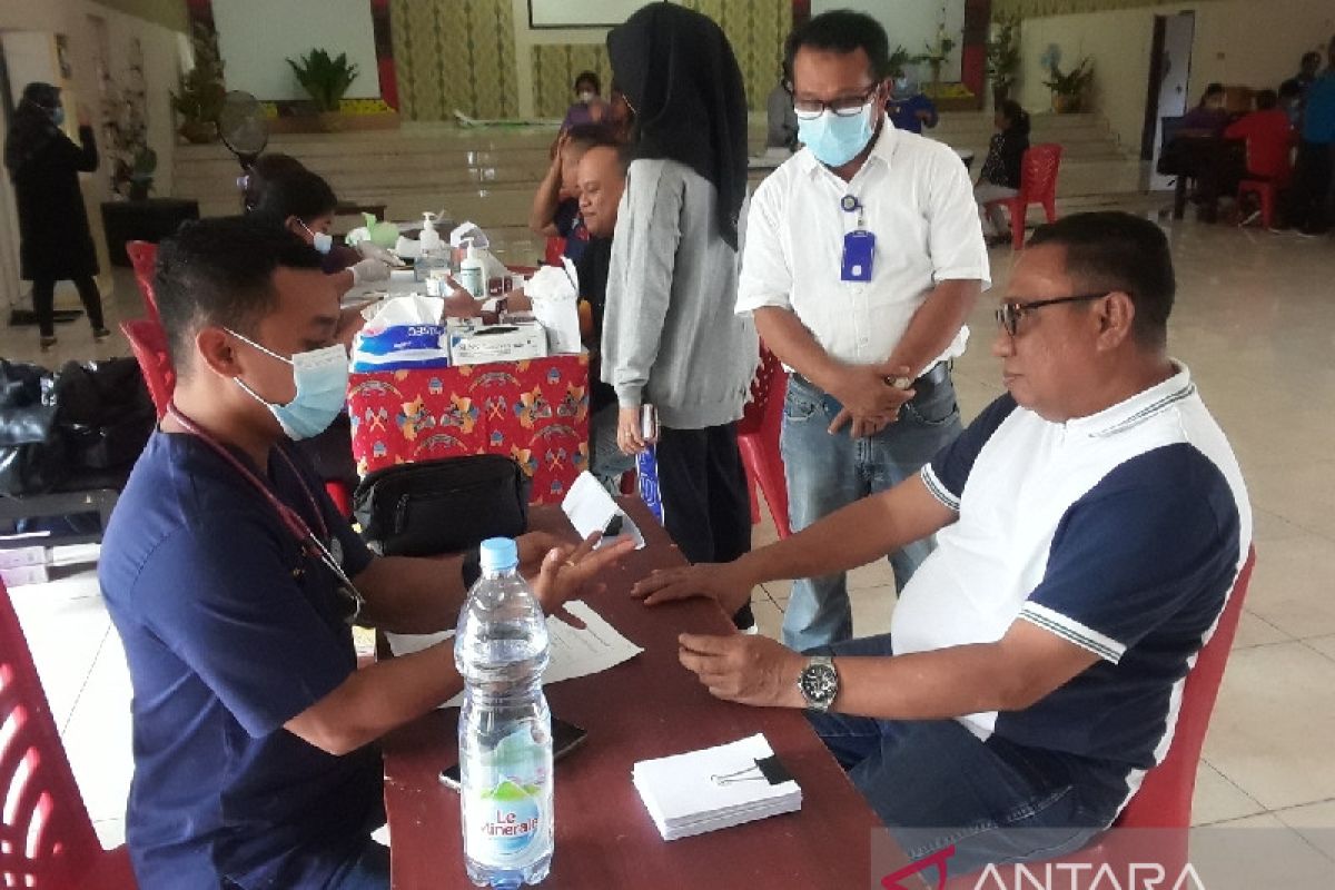 Dinkes Biak imbau warga tak merokok mencegah ISPA - ANTARA News Papua Dinkes Biak imbau warga tak merokok mencegah ISPA - ANTARA News Papua