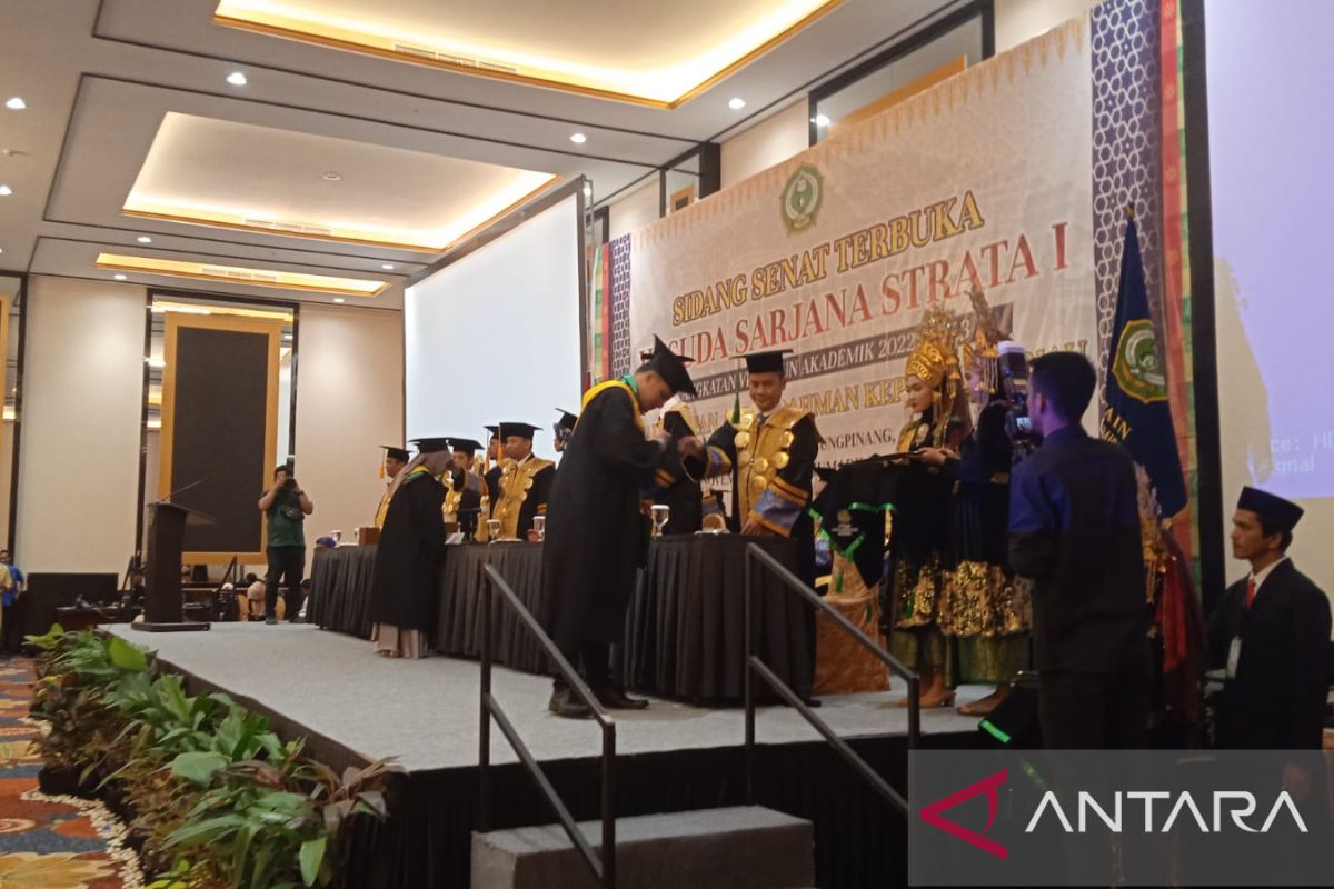 85 wisudawan STAIN SAR Kepri lulus cumlaude - ANTARA News Kepulauan ...