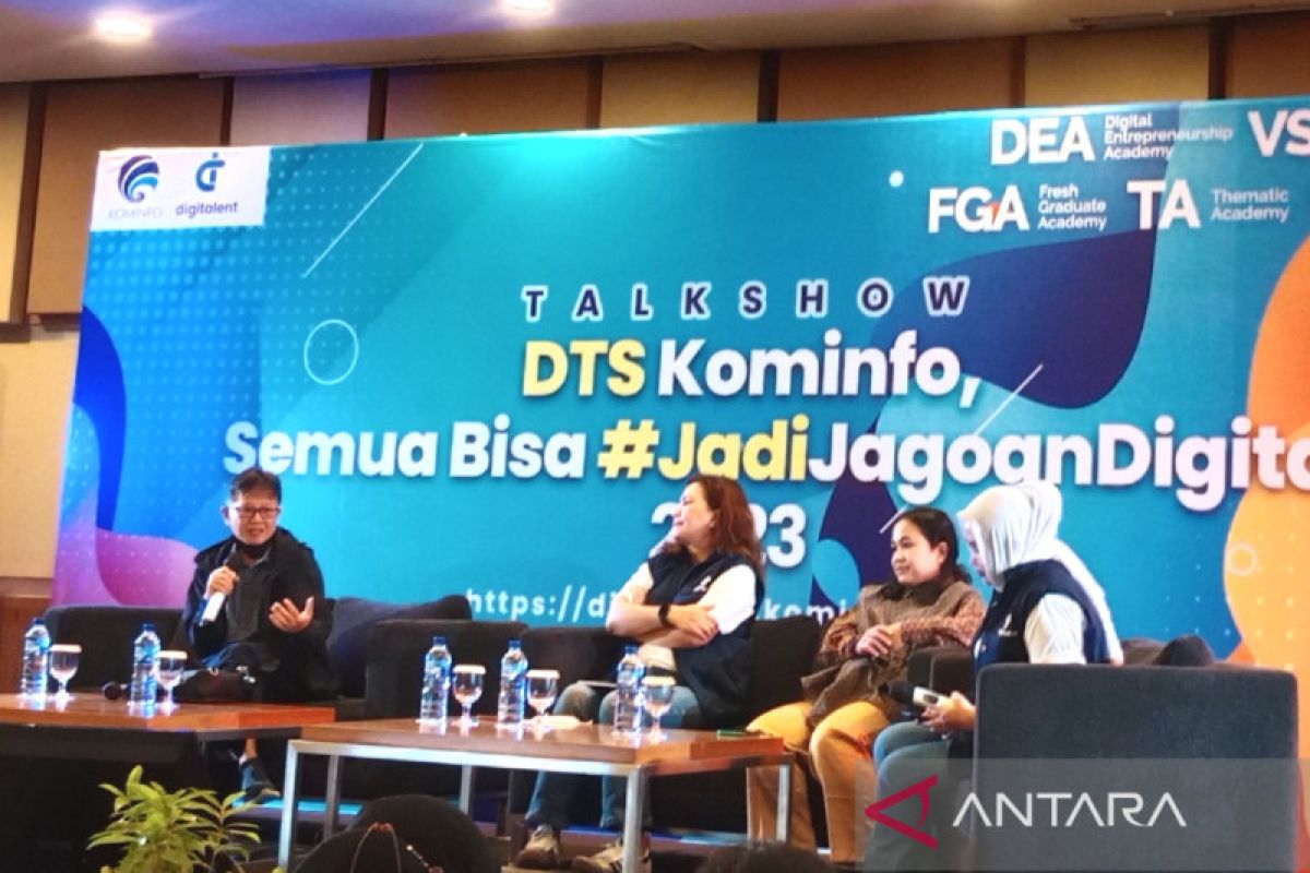 Kominfo Yogyakarta targetkan 13.000 talenta digital pada 2023 - ANTARA News Yogyakarta - Berita ...
