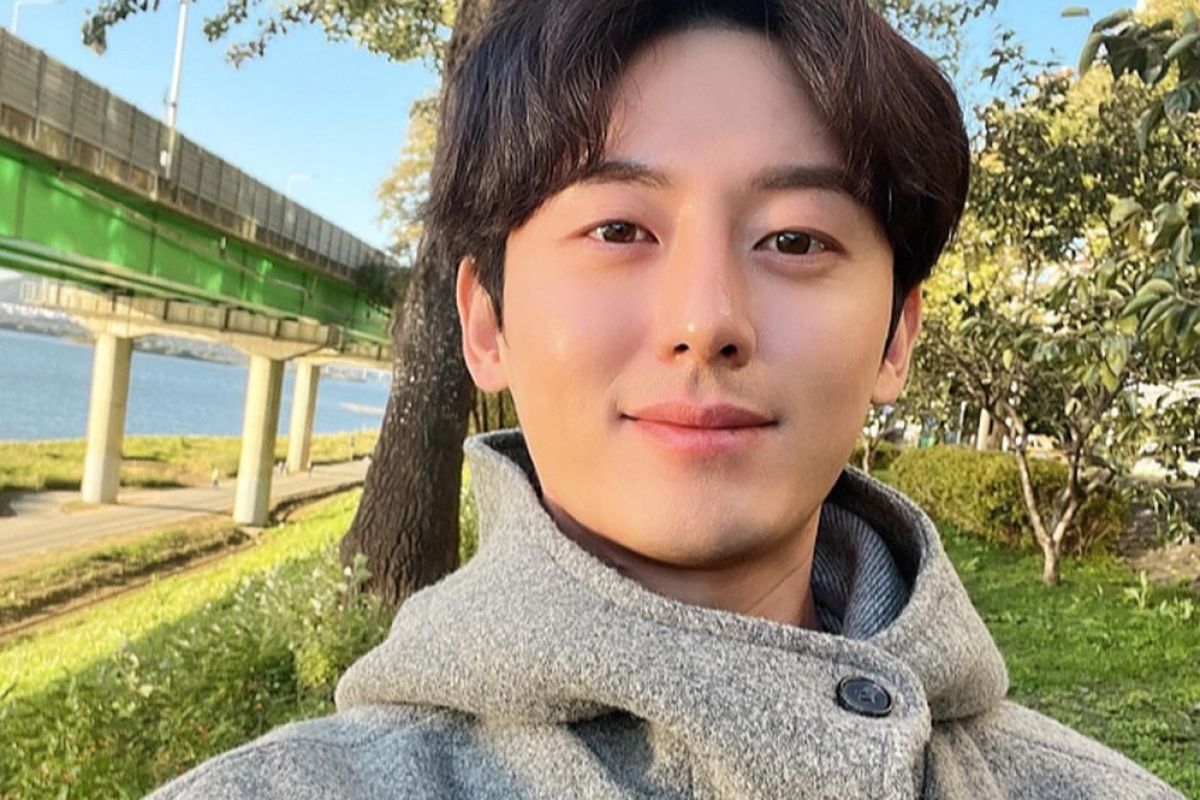 Lee Ji-hoon lakoni "Under Your Bed" - ANTARA News Yogyakarta - Berita ...