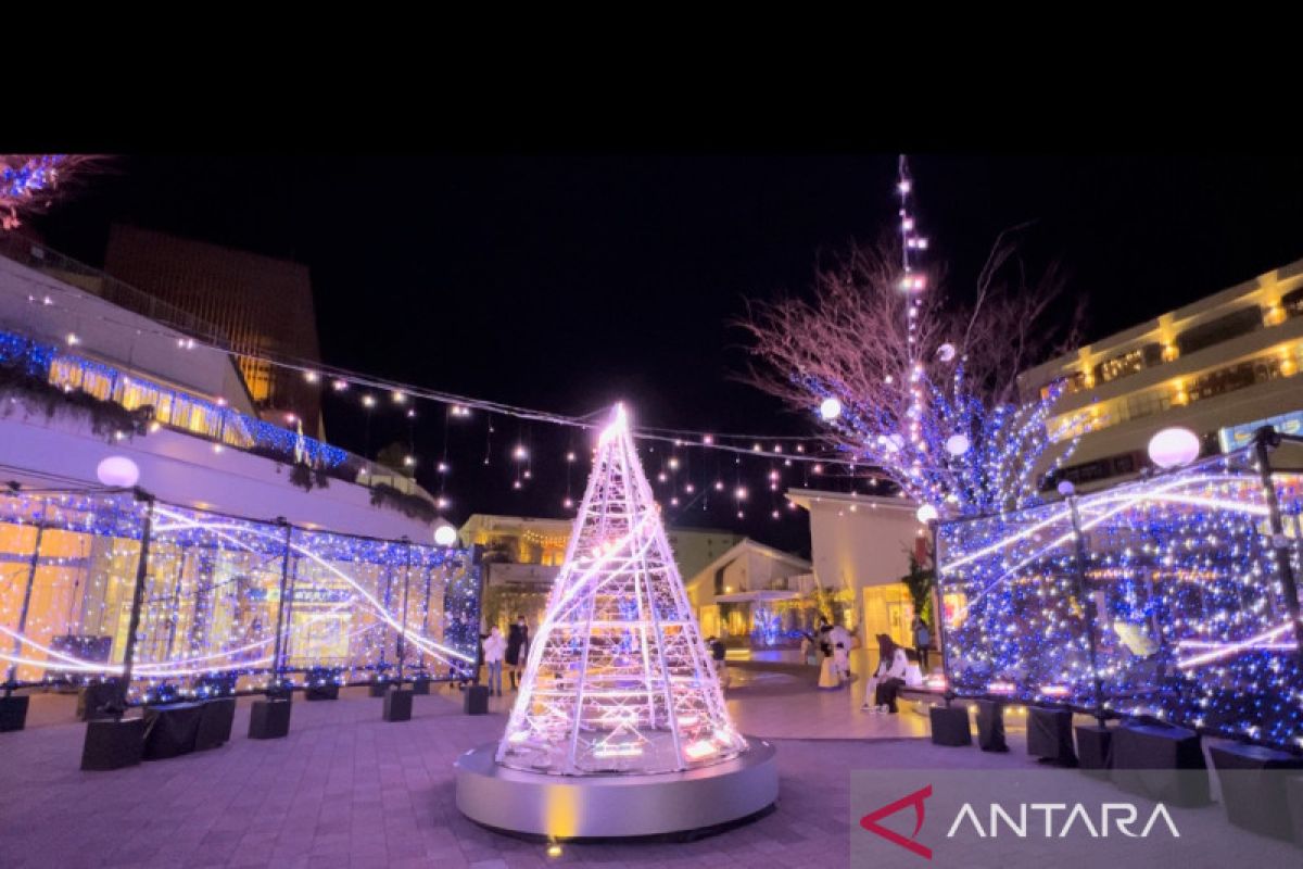 Warna-warni iluminasi di Jepang tarik wisatawan - ANTARA News ...