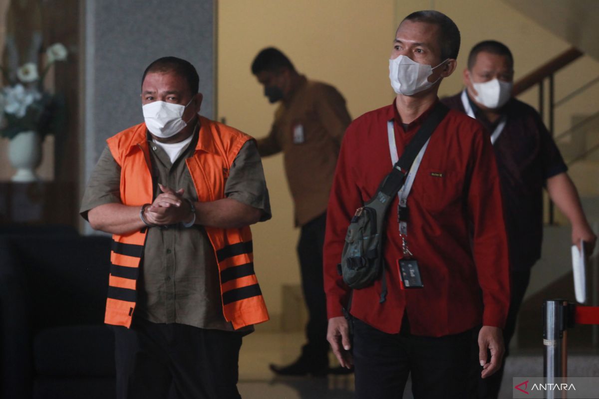 KPK sita Rp8,6 miliar terkait kasus dugaan gratifikasi Bupati Langkat nonaktif Terbit Rencana ...