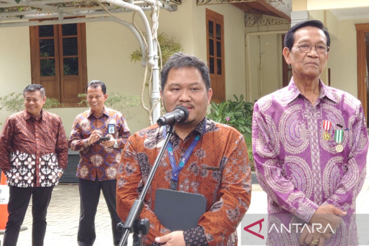 Kemendes PDTT beri penghargaan Sultan HB X bangun desa berbasis budaya ...