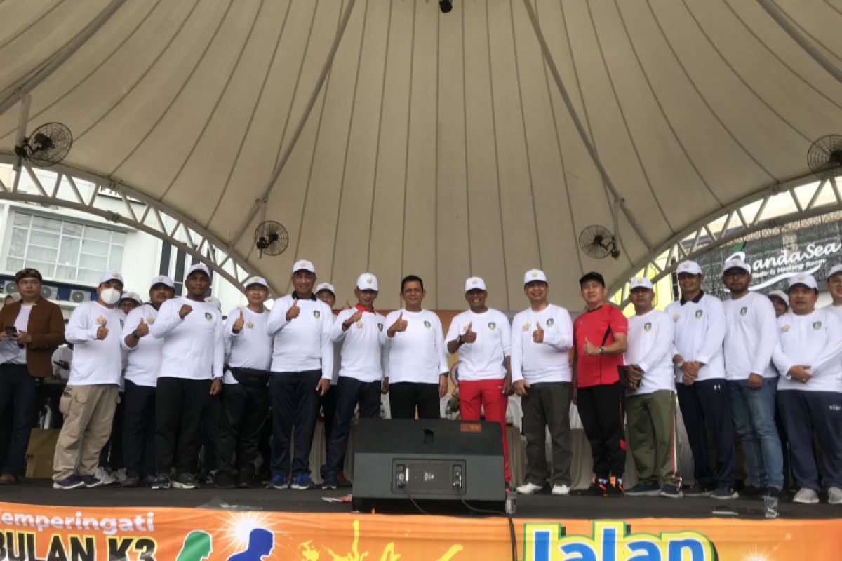 Pemprov Kepri ingatkan perusahaan K3 penting bagi pekerja - ANTARA News ... Pemprov Kepri ingatkan perusahaan K3 penting bagi pekerja - ANTARA News ...
