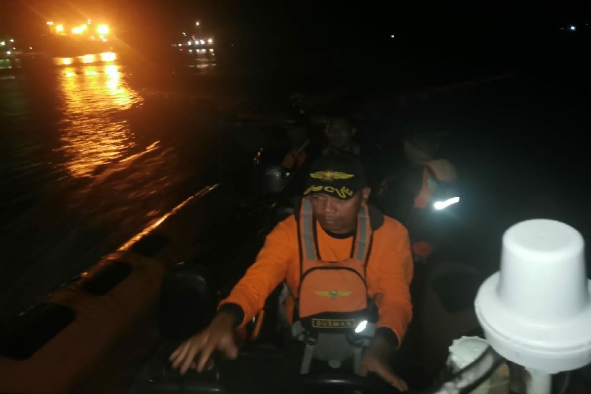 Basarnas cari nelayan hilang saat melaut di perairan Batu Atas Buton Selatan - ANTARA News ...