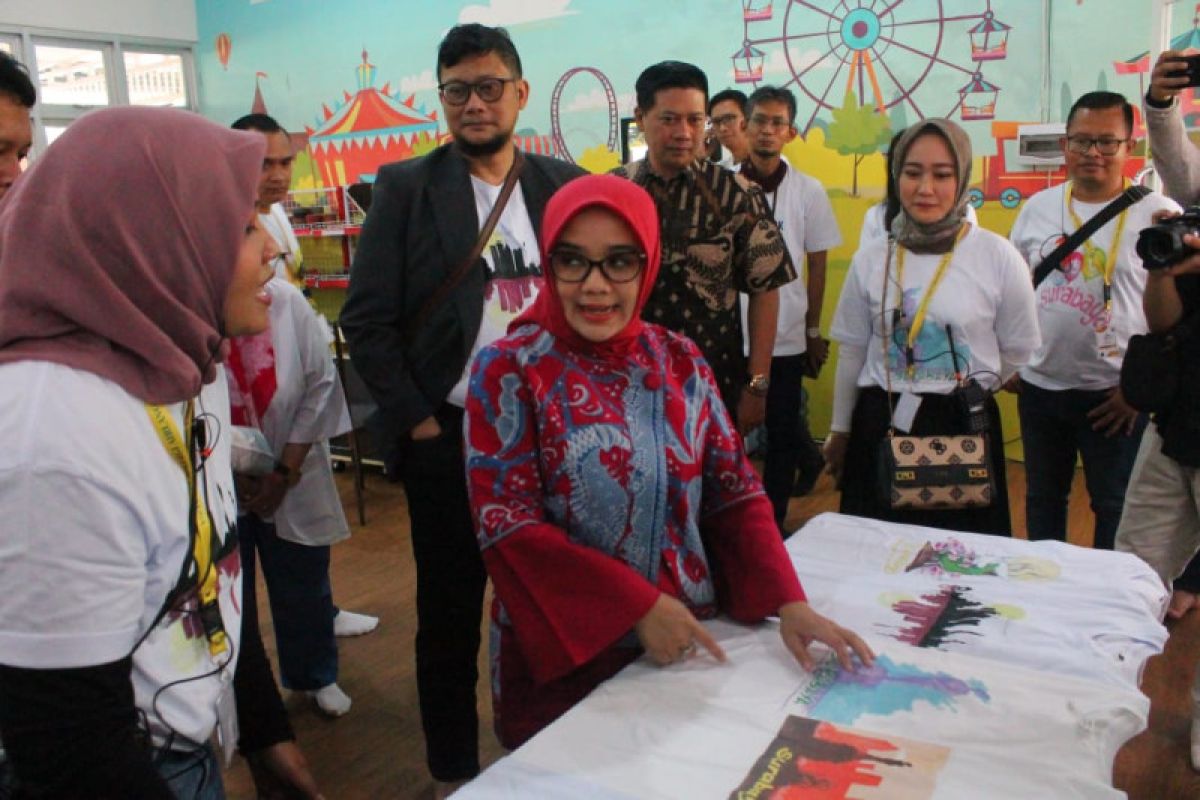Hasil karya anak penyandang disabilitas RAP di fasilitasi Pemkot Surabaya - ANTARA News Mataram ...