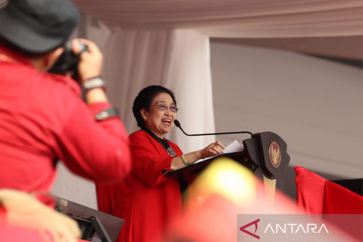 Begini pesan khusus Megawati ke Partai Golkar, PAN, dan PKB - ANTARA News Kepulauan Riau ...