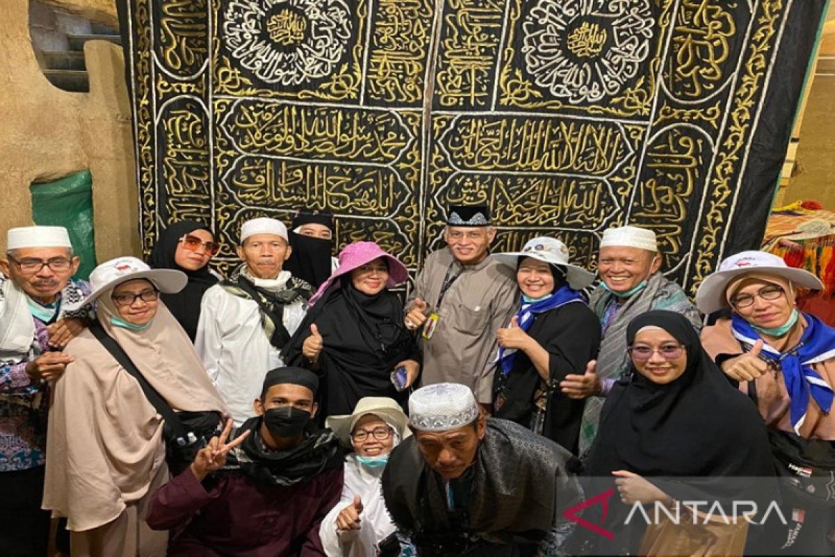 Jamaah haji Sultra mengunjungi Museum Al Amoudi di Arab Saudi - ANTARA ...