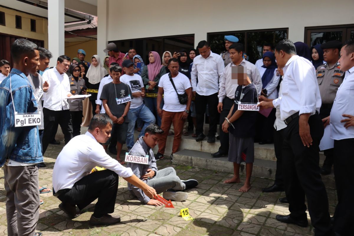 Polres Pasaman Barat gelar rekonstruksi pembunuhan - ANTARA Sumbar Polres Pasaman Barat gelar rekonstruksi pembunuhan - ANTARA Sumbar