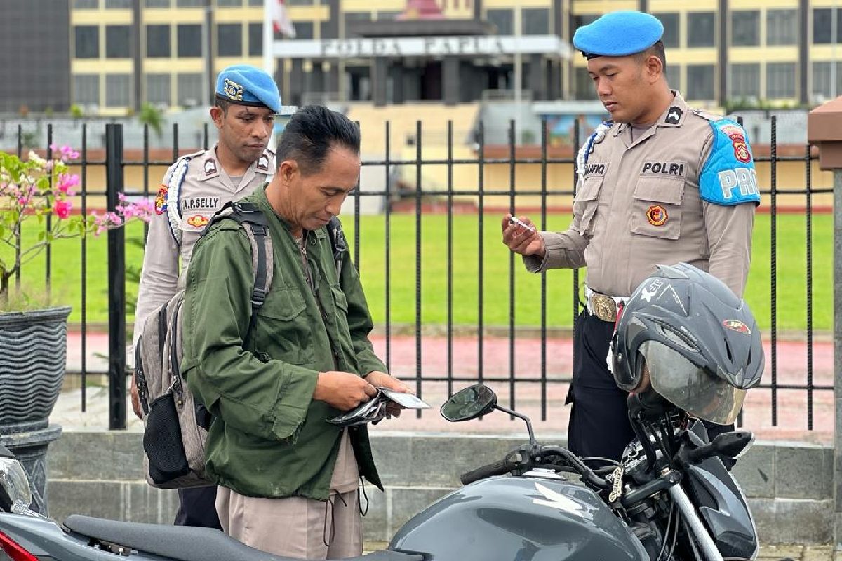Polda Papua lakukan penegakan disiplin guna minimalisir pelanggaran - ANTARA News Papua