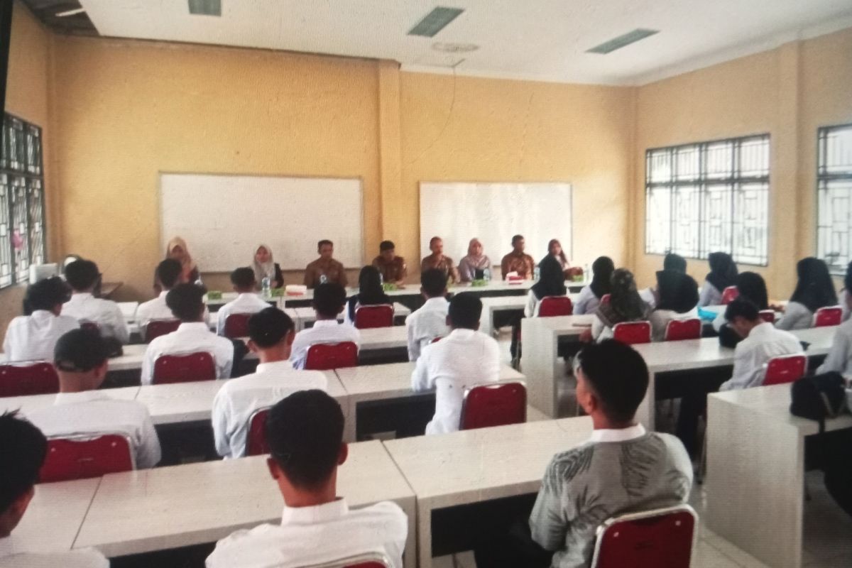 Upaya Pasaman Barat siapkan keterampilan para pencari kerja - ANTARA Sumbar Upaya Pasaman Barat siapkan keterampilan para pencari kerja - ANTARA Sumbar