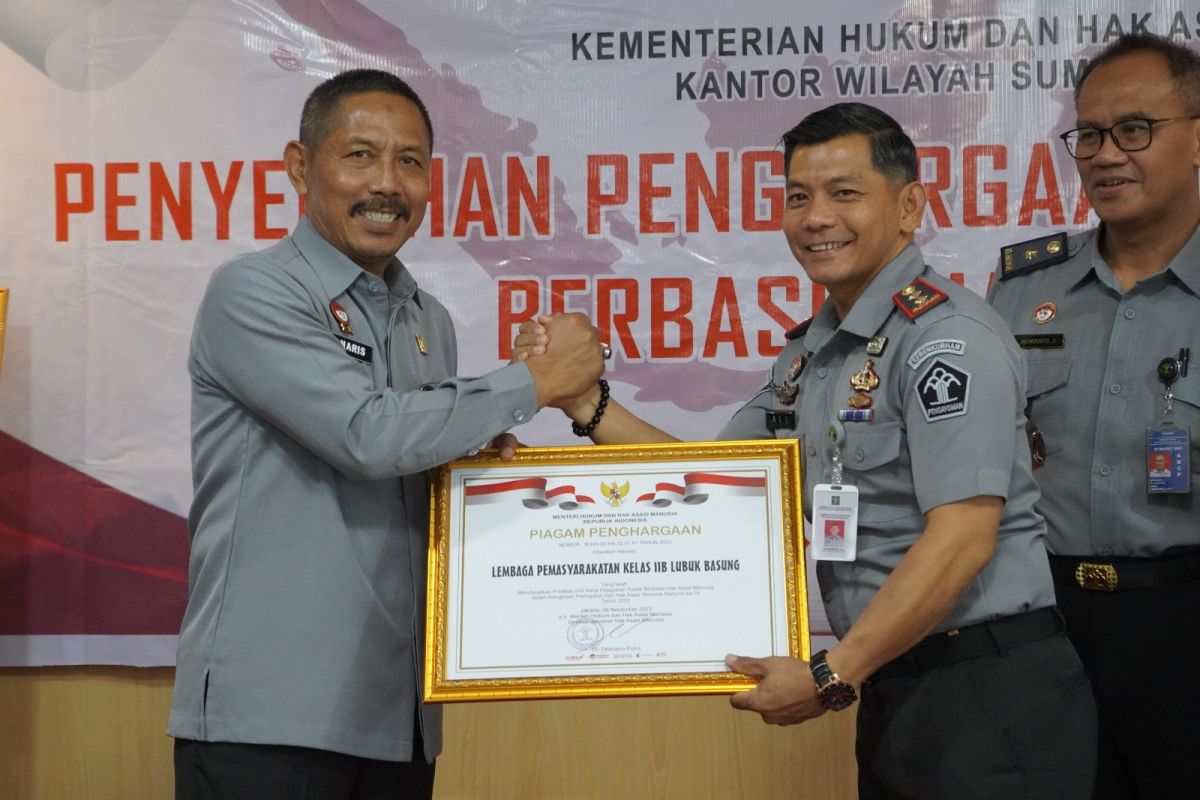 Lapas Lubuk Basung raih penghargaan pelayanan publik berbasis HAM - ANTARA Sumbar