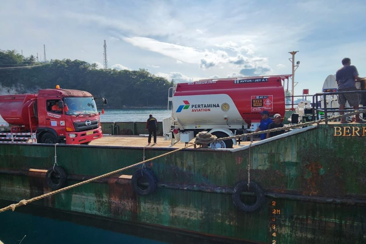 PT Pertamina siap salurkan BBM jenis avtur ke Bandara Nabire - ANTARA News Papua