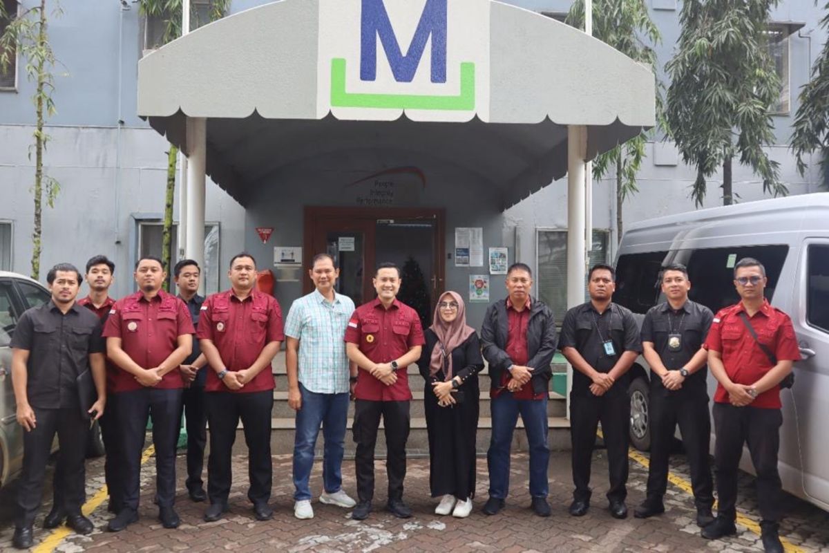 Kantor Imigrasi Batam cek dokumen keimigrasian TKA pada tiga perusahaan ...