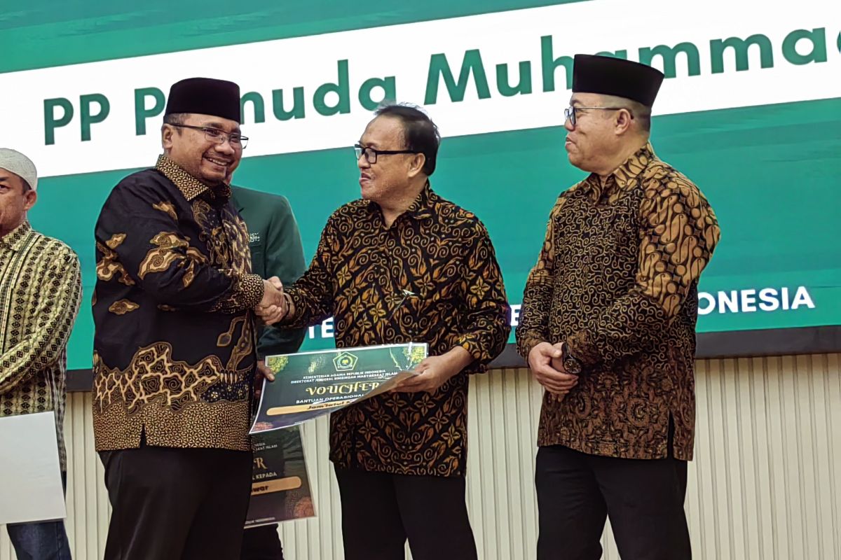 Ormas keagamaan jembatan penghubung pemerintah dengan rakyat - ANTARA News Mataram - Berita NTB ...