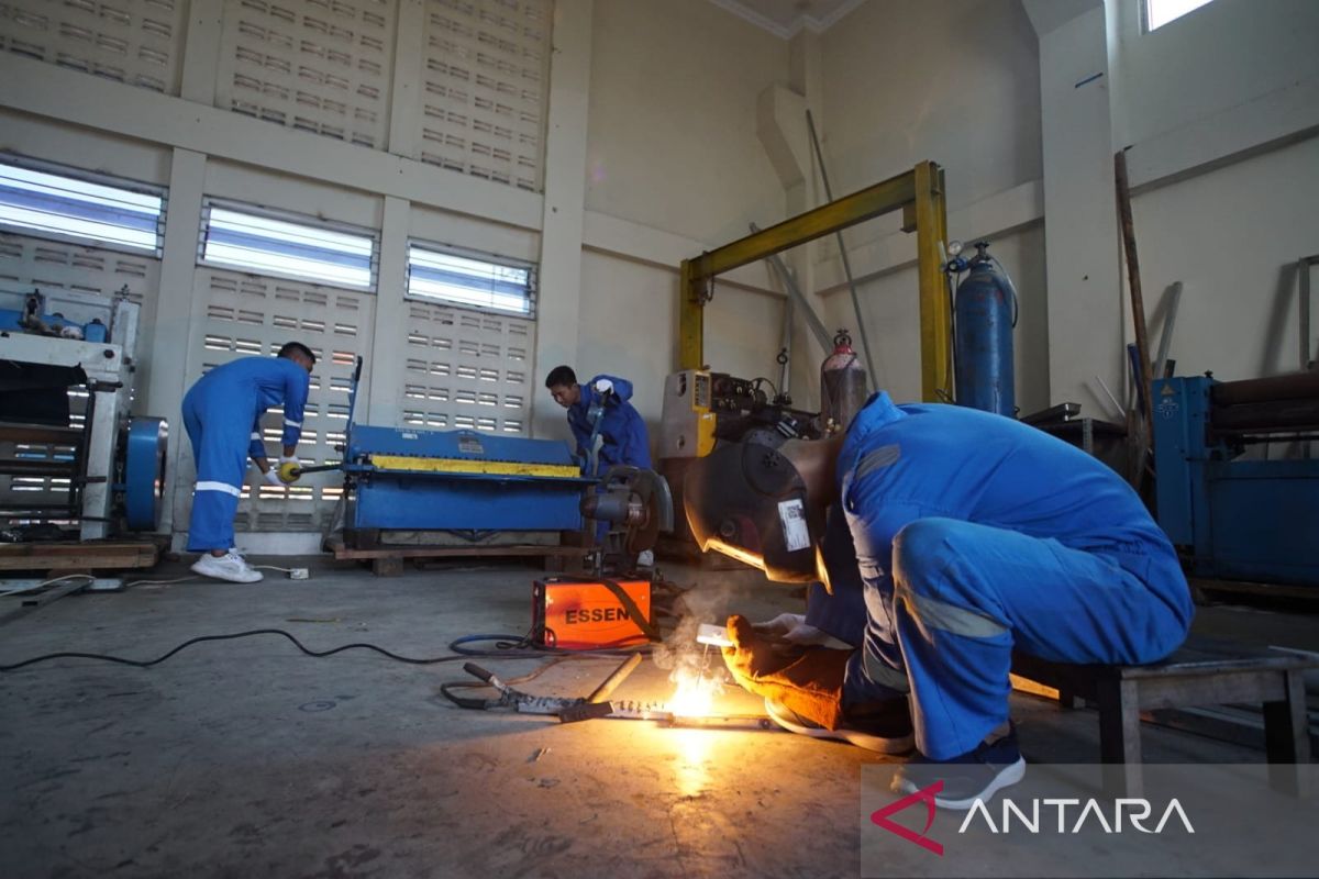 Program merdeka belajar kampus KKP hasilkan teknologi terapan perikanan ... Program merdeka belajar kampus KKP hasilkan teknologi terapan perikanan ...