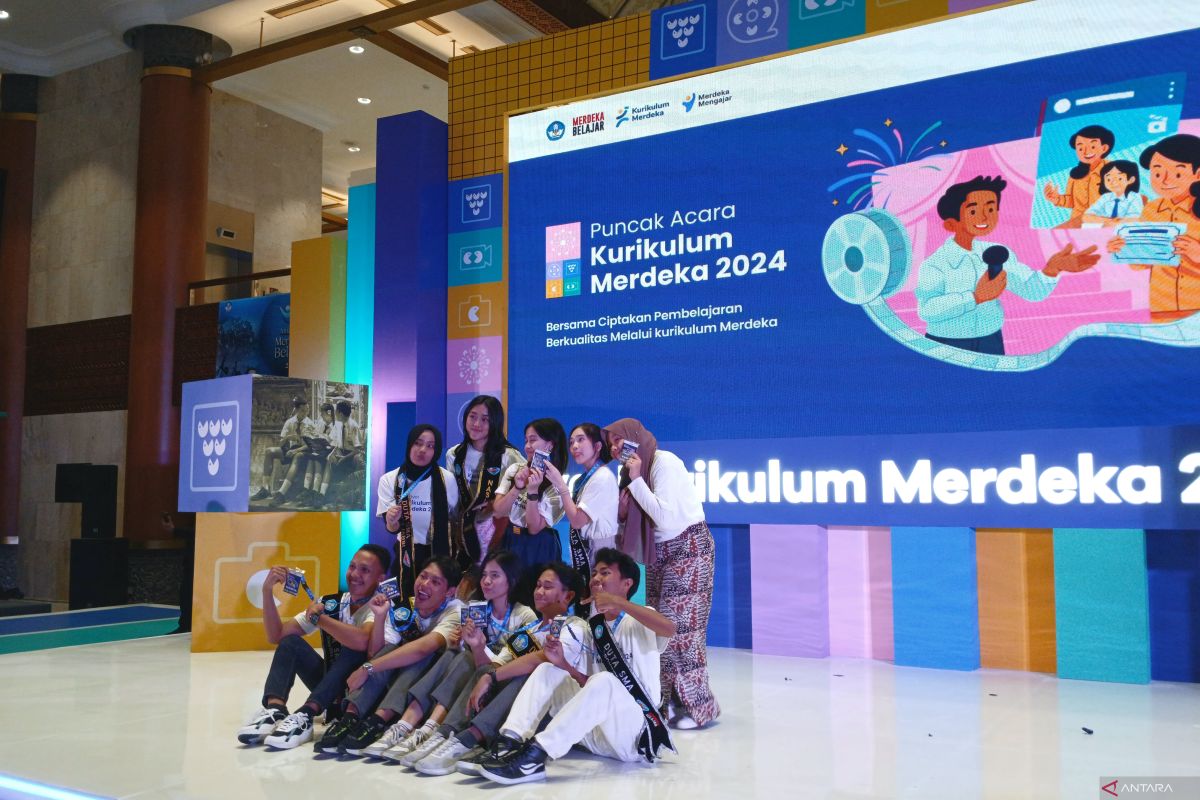 51 pemda di Indonesia tuai Anugerah Merdeka Belajar 2024 - ANTARA News ...