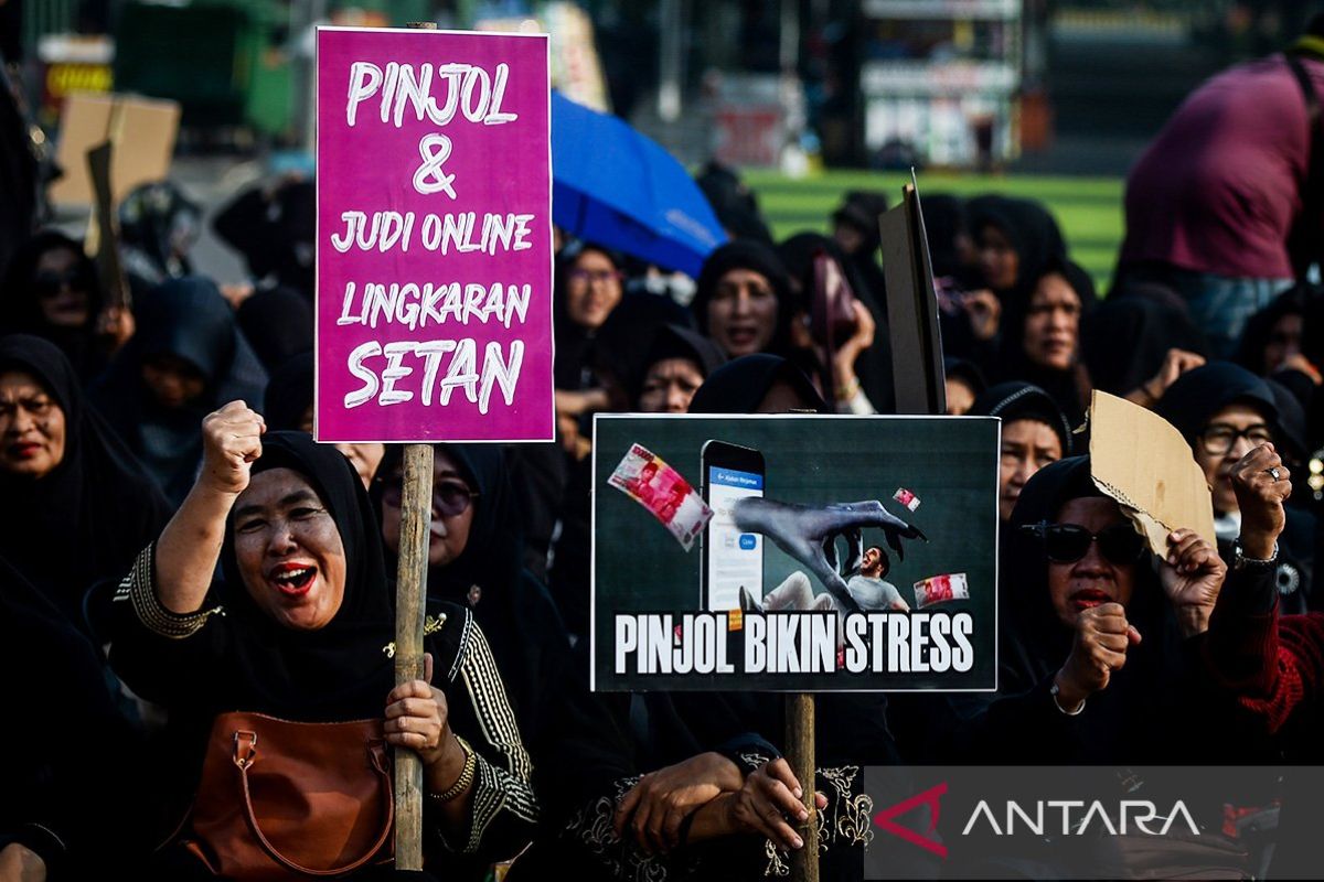 MUI Dukung Penerima Bansos Terlibat Judol Dicoret dari Daftar - Editor News