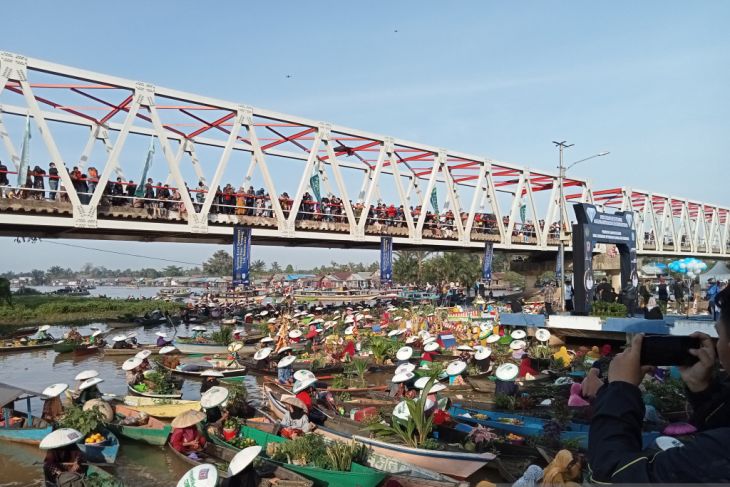 Lok Baintan Floating Market Listed in 2022 Kharisma Event Nusantara ...