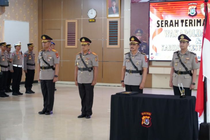 Brigjen Dwi Irianto gantikan Brigjen Waris Agono sebagai Wakapolda ...