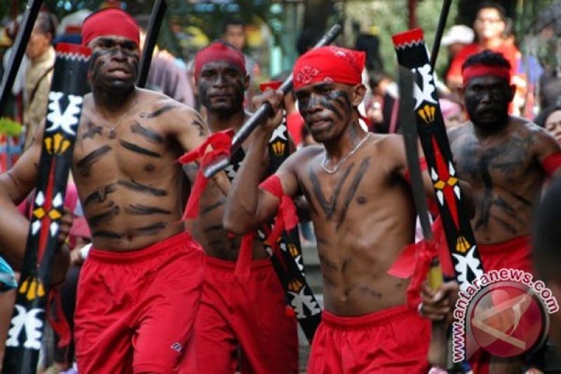 Tari Cakalele - ANTARA News