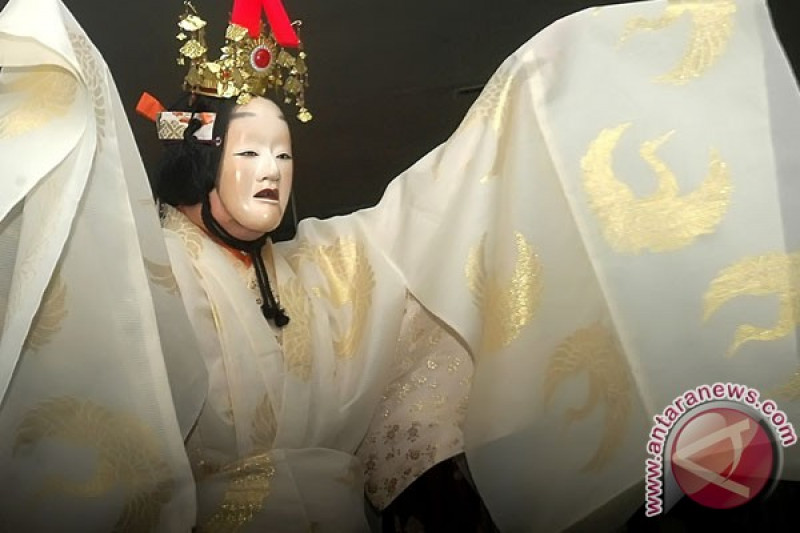 Tari Topeng Jepang - ANTARA News