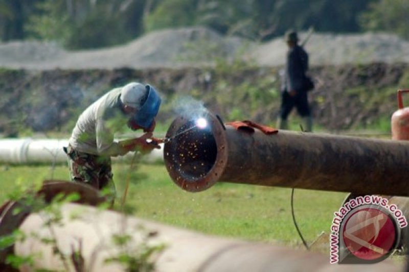 Pipa Penyedot lumpur - ANTARA News