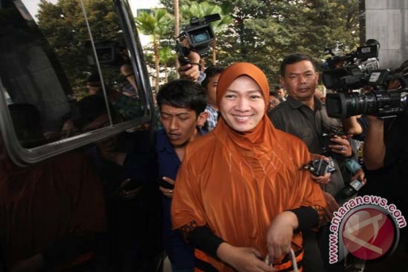 Pemeriksaan Nur Latifah - ANTARA News