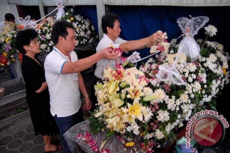 Prosesi Kremasi Jenazah Korban Airasia - ANTARA News