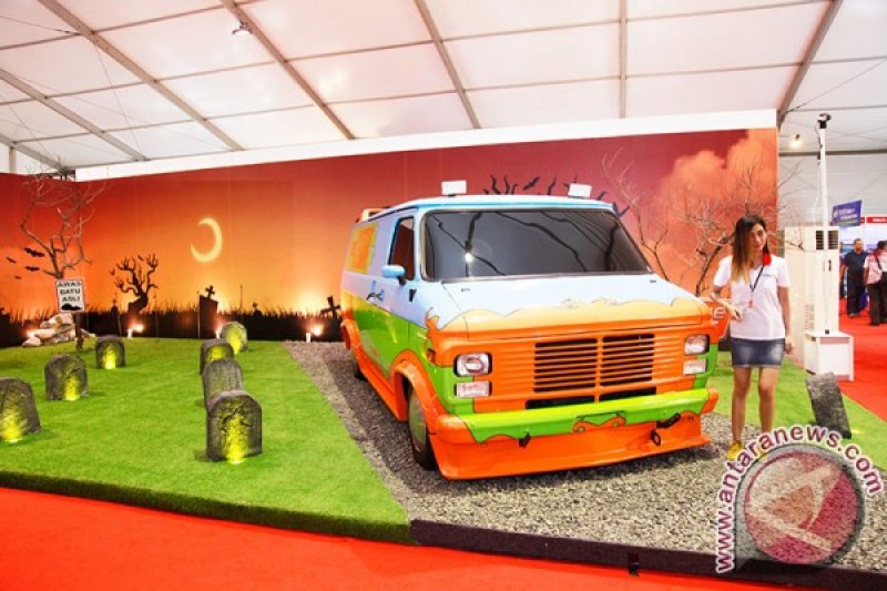 Replika Mobil Film Hollywood - ANTARA News