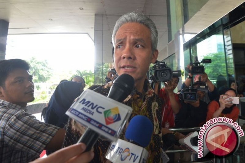 Ganjar Ngaku Tak Kenal Dua Tersangka Korupsi KTP-e - ANTARA News Gorontalo