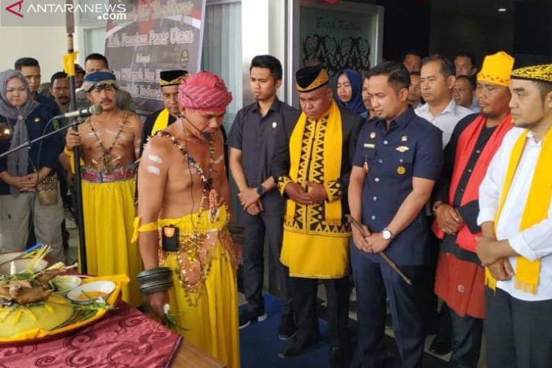Masyarakat Dayak Paser sambut baik pemindahan ibu kota - ANTARA News