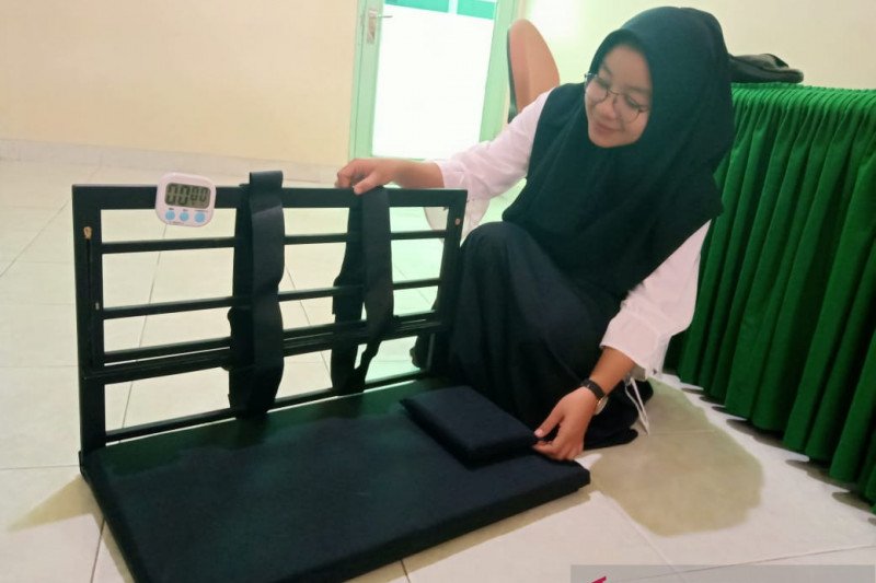 Mahasiswa Radiologi Unbrah ciptakan alat Fiksasi Rontgen - ANTARA News