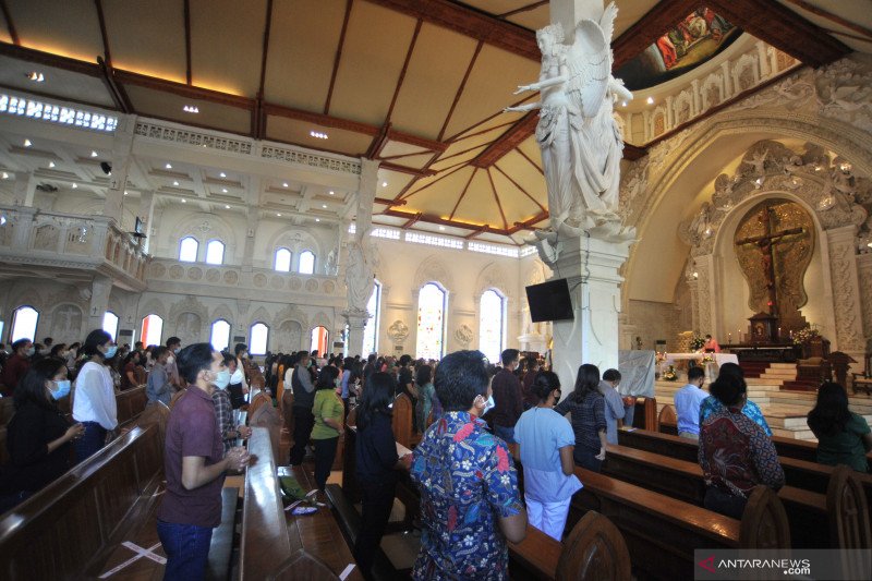 Perubahan jadwal misa Gereja Katedral Denpasar - ANTARA News