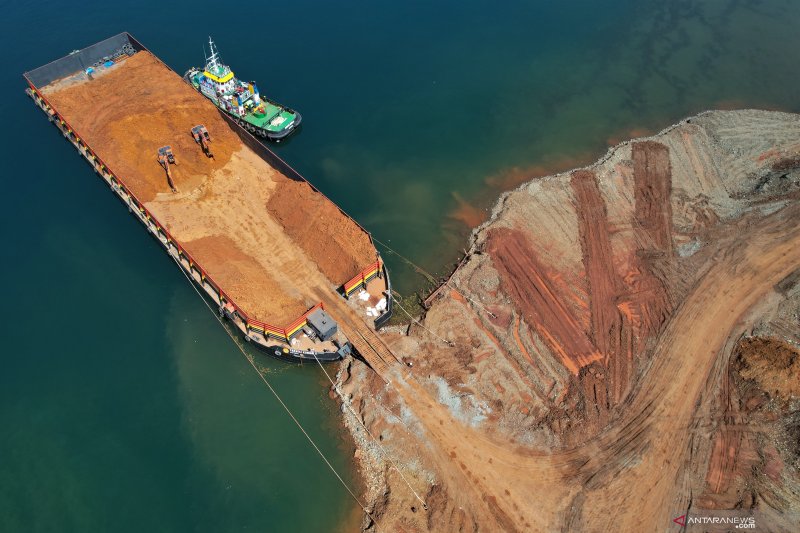 AKTIVITAS PENAMBANGAN NIKEL DI KONAWE UTARA - ANTARA Sultra