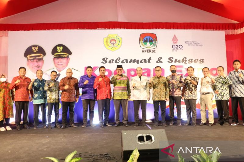 Pemda NTT apresiasi kinerja Wali Kota Kupang dalam menata kota - ANTARA ...