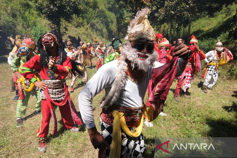 Tradisi Tuk Babon di lereng Merbabu - ANTARA News