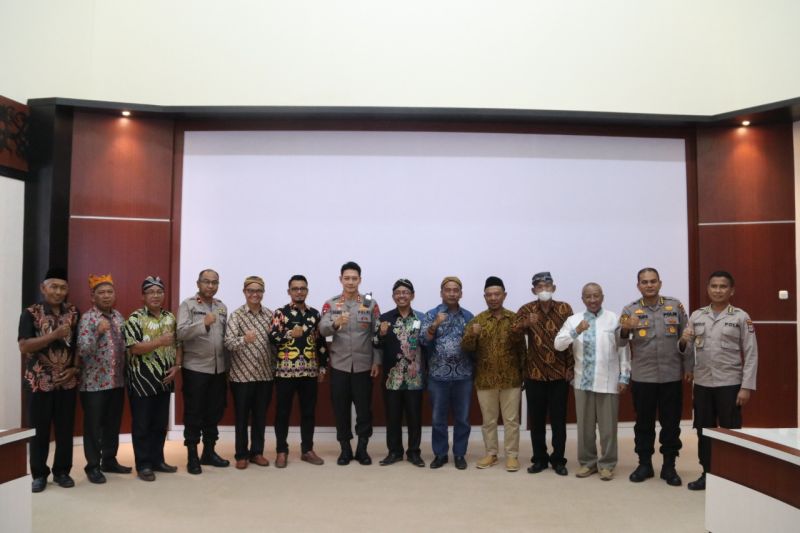 Silaturahmi Paguyuban Keluarga Warga Jawa Kaltara dengan Kapolda Irjen Daniel Adityajaya ...