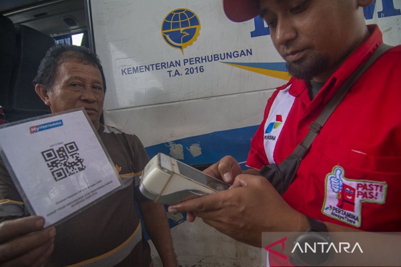 Isi Solar Subsidi di SPBU Wajib Gunakan QR Code - ANTARA News Palu ...