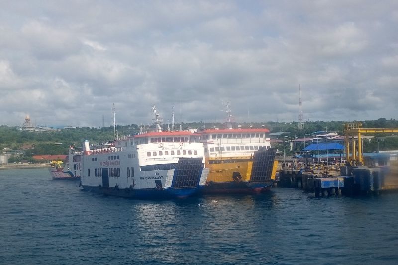 ASDP Kupang tutup sementara sejumlah rute penyeberangan akibat gelombamg - ANTARA News Kupang ...