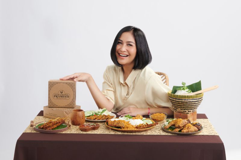 Caca Tengker jadi duta merek Ayam Kremes Pramesti - ANTARA News